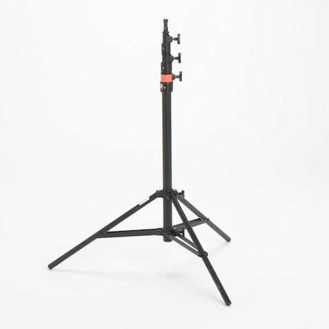Medium Kit Stand – Kingsize Studios